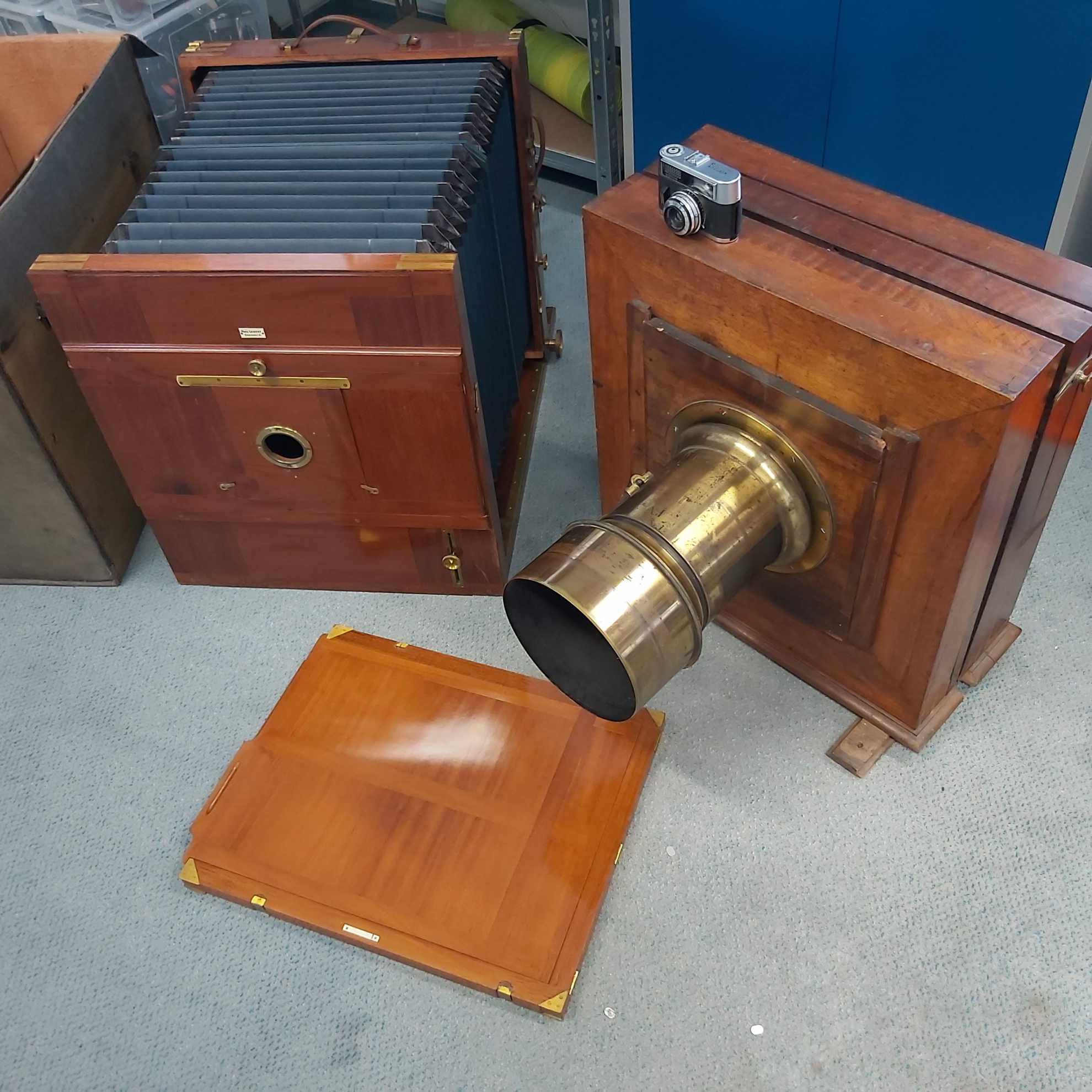 Die magische Kamera - eine Geschichte - Analog Lounge GmbH - Ankauf ...